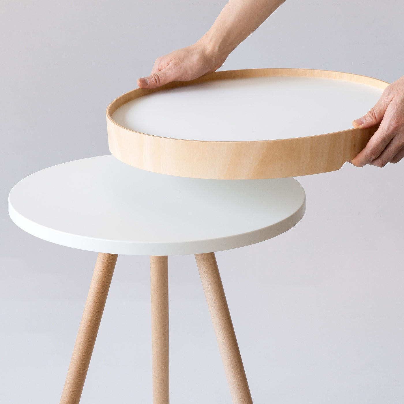 BY TRAY TABLE - MOHEIM store (日本)